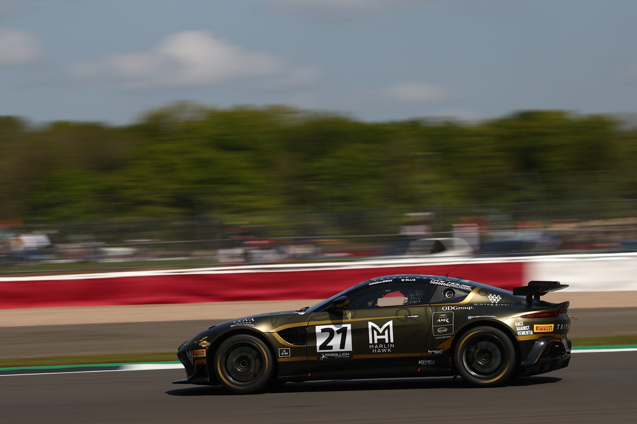 Aston Martin returns to Century for Silverstone line up | Century ...